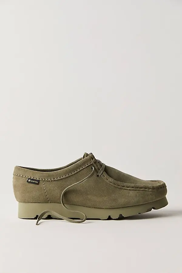Clarks Wallabee Gtx Slip-On Moccasins In Khaki/Green Suede - 70